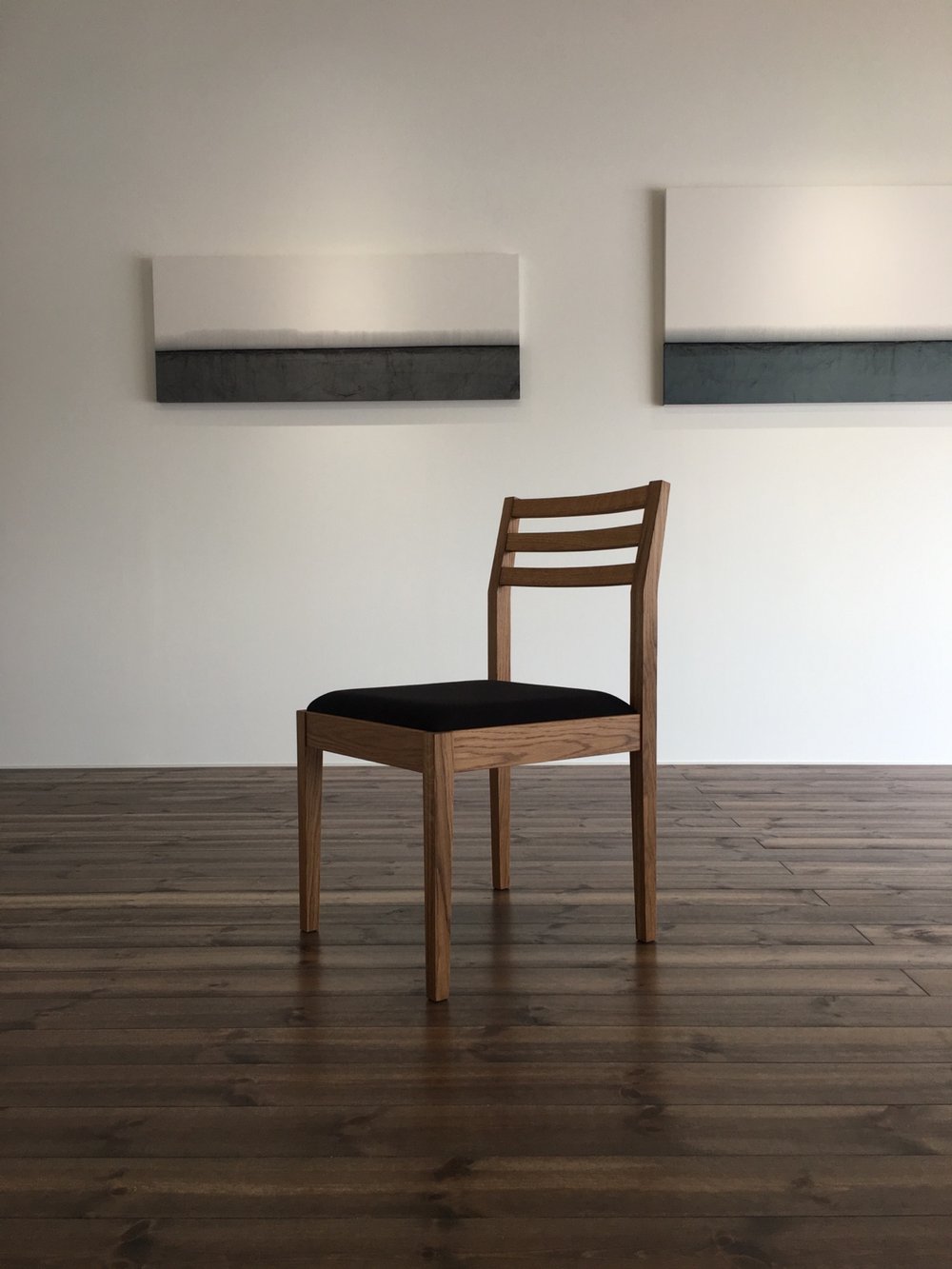SQUARE CHAIR – HOW Furniture