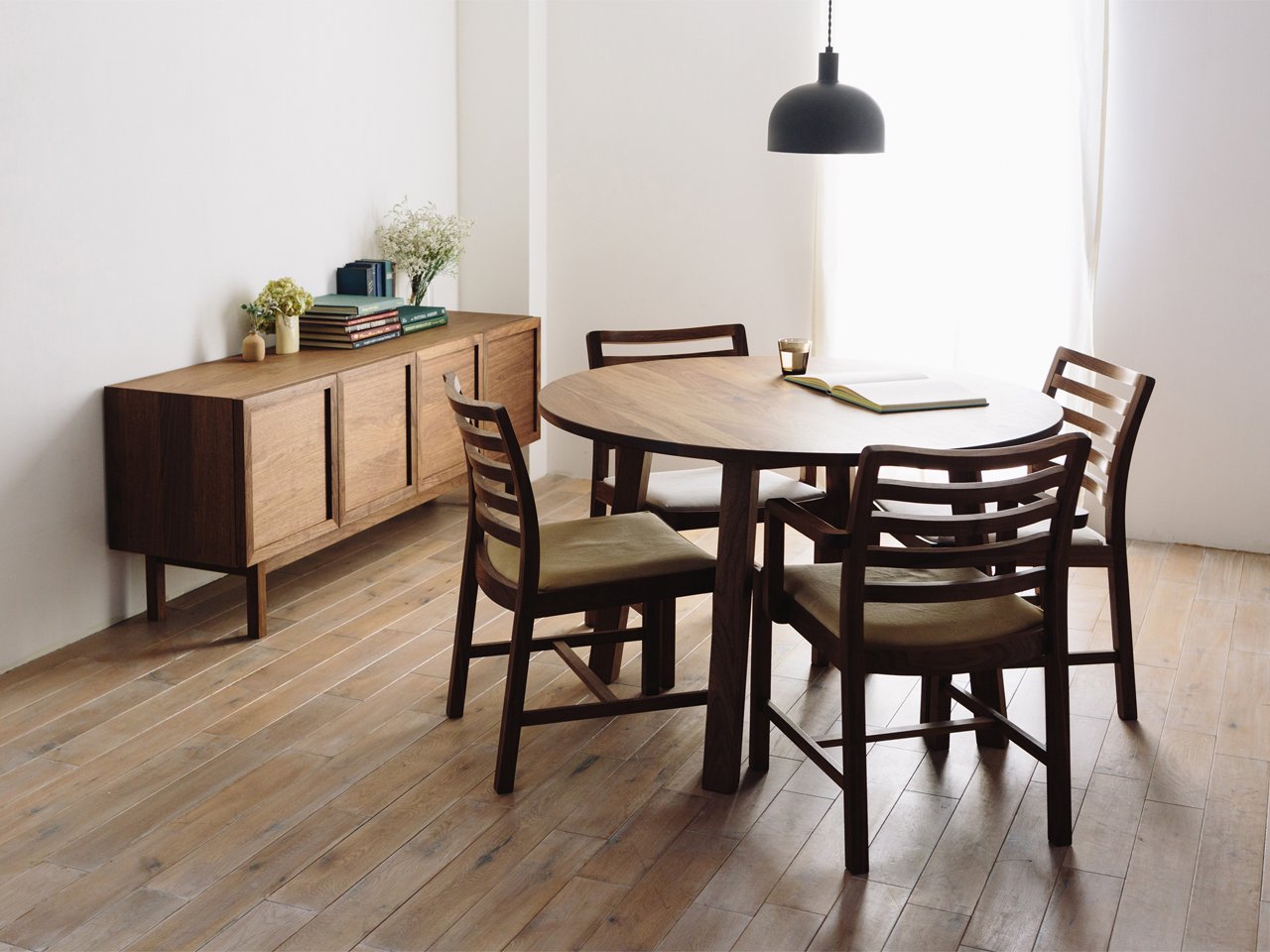 CORNICE CIRCLE DINING TABLE – HOW Furniture