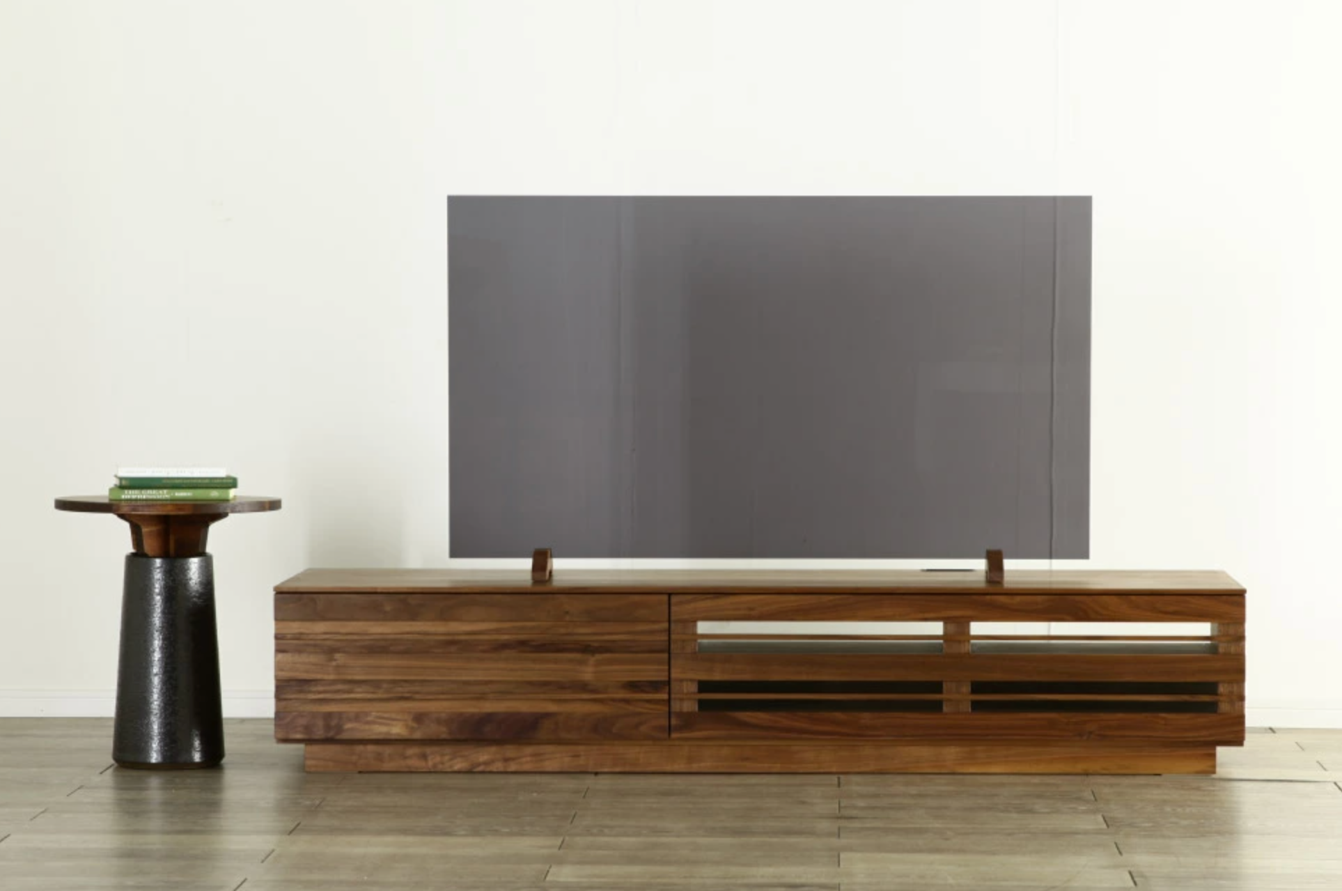 SPUR TV BOARD – HOW Furniture