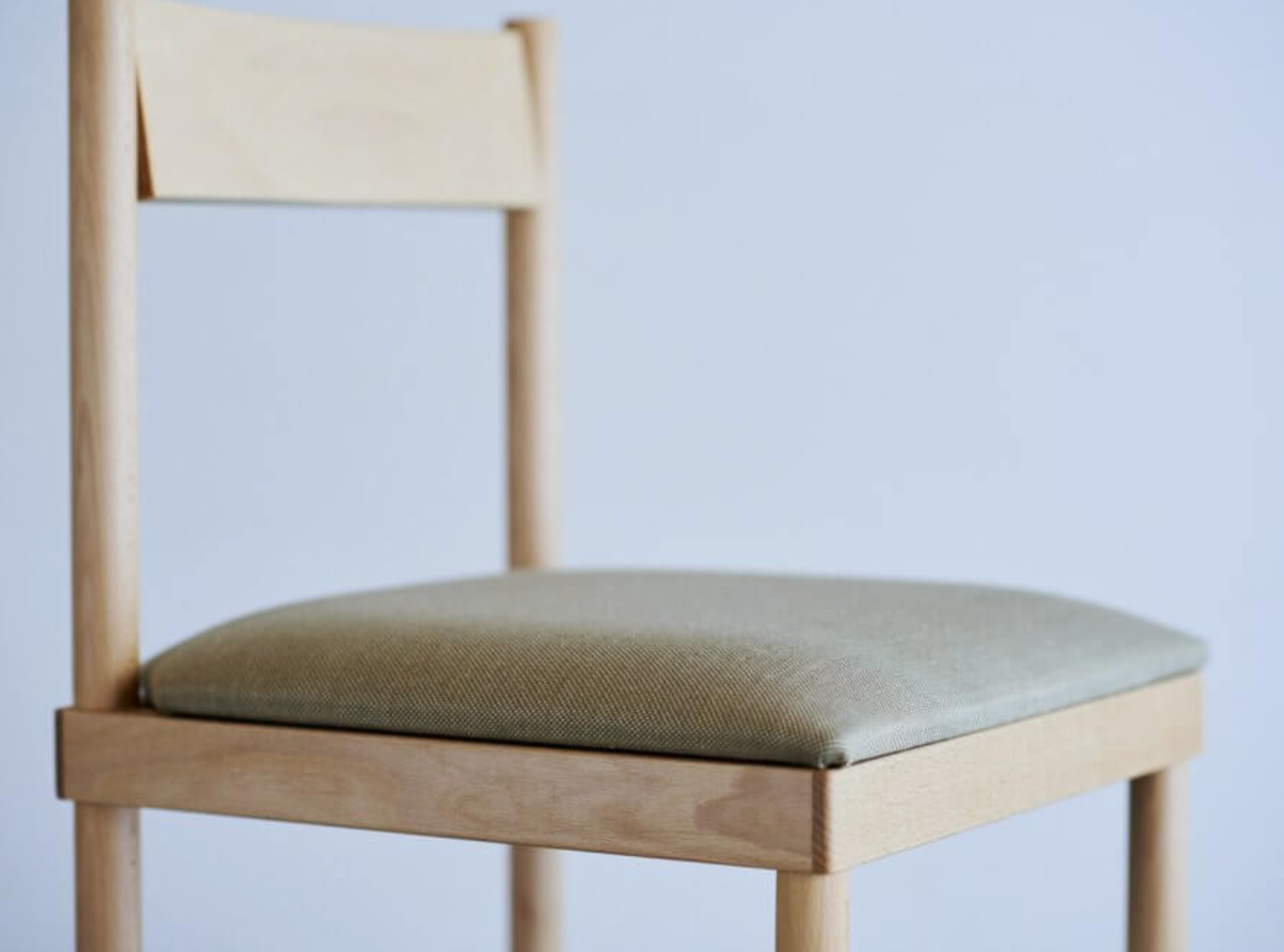 POLE CHAIR - BEECH – HOW Furniture
