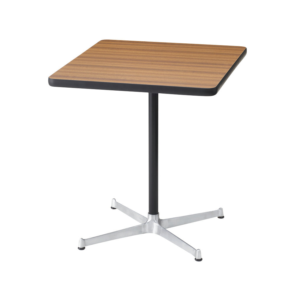 ff TABLE – HOW Furniture