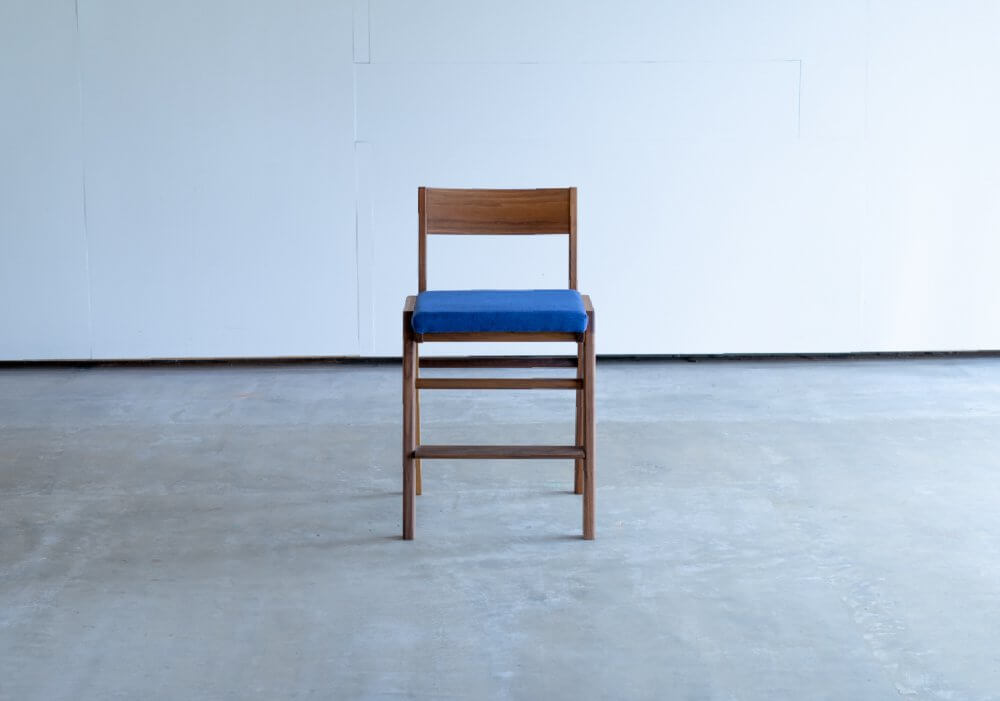 SPICA – WALNUT – HOW Furniture