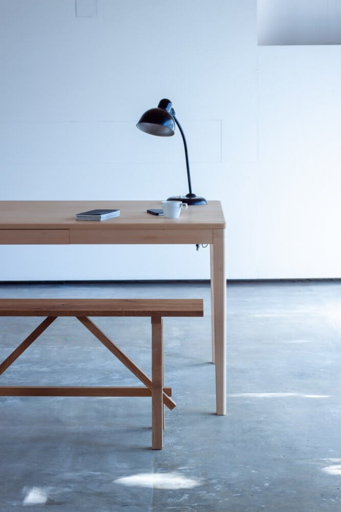 STALL CHAIR – HOW Furniture